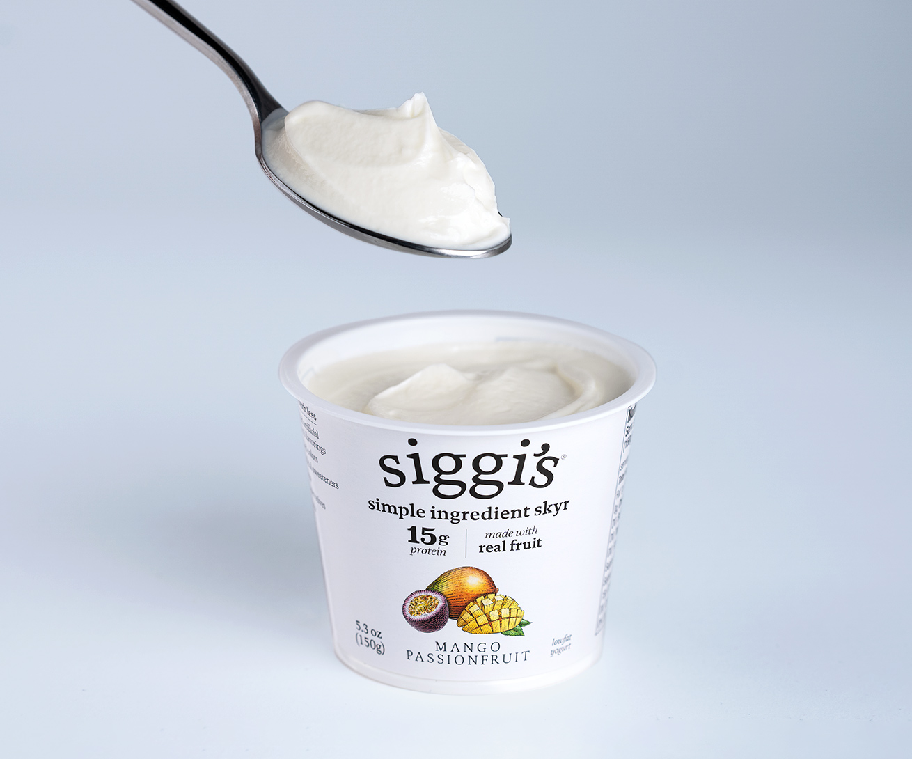 siggi's Icelandic yogurt - plain nonfat skyr